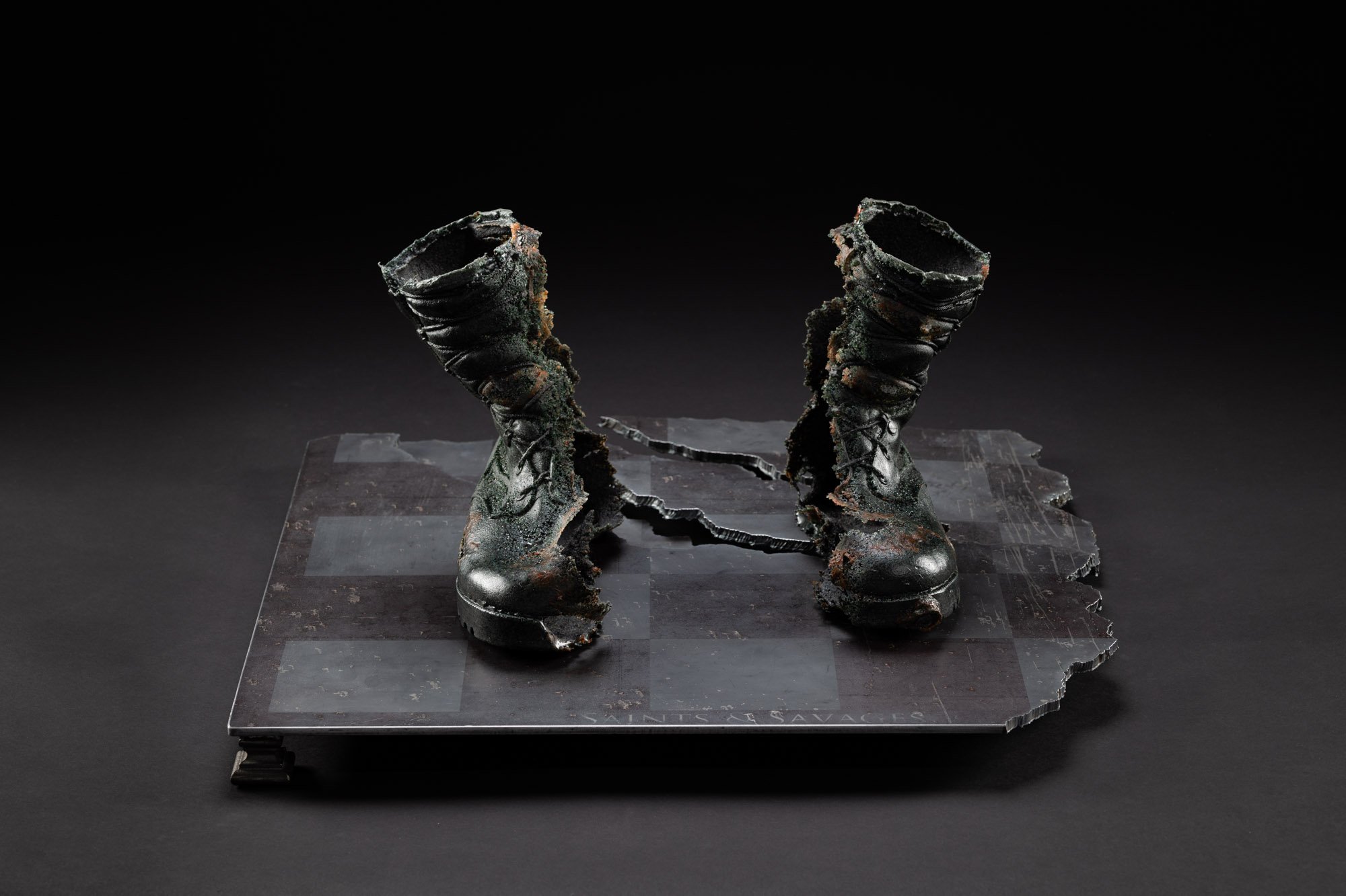 Geoffrey Bowton is Interpreting the Veteran Experience Through Glass ...