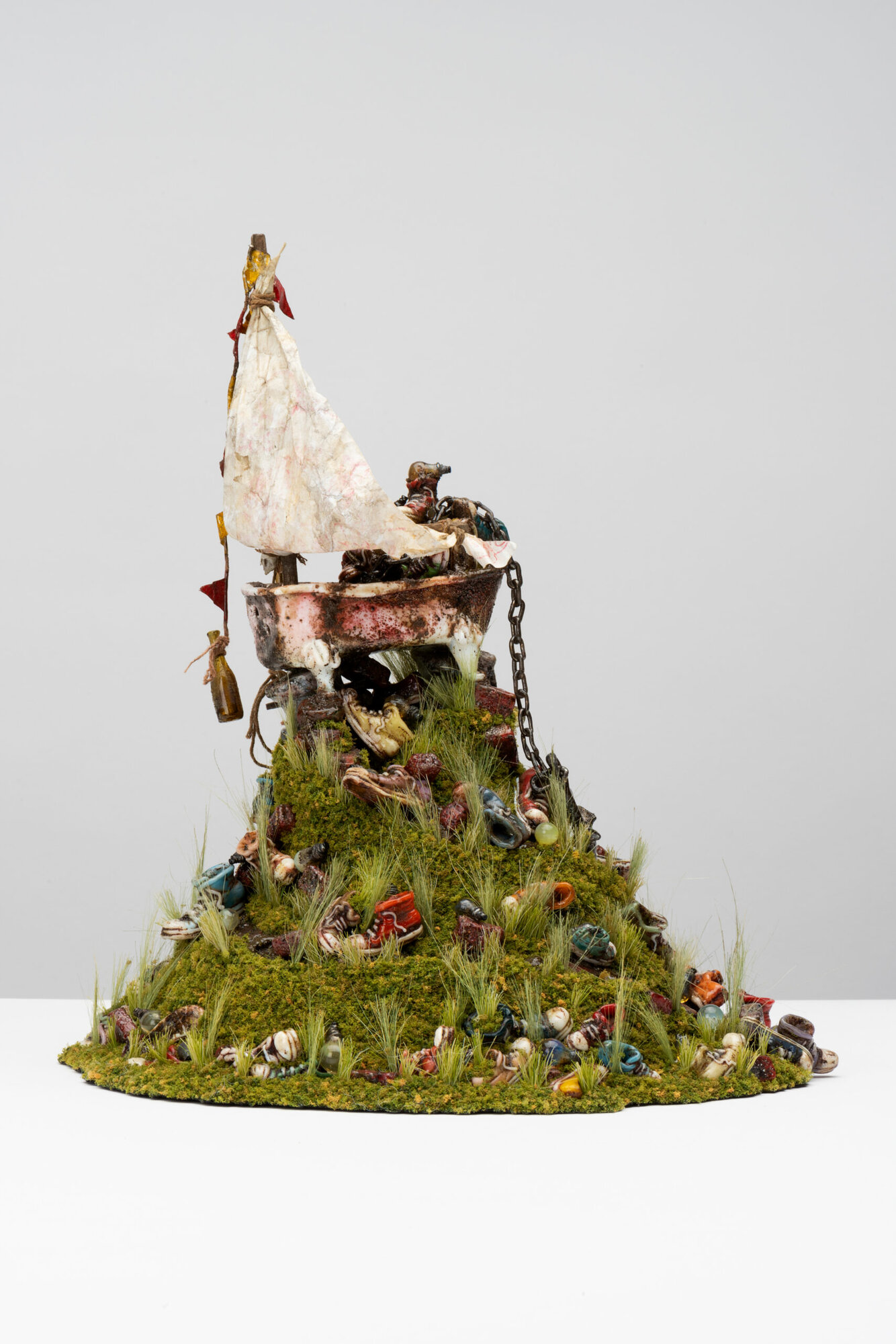 Kimberly Thomas's Flamework Combines Realism and Fantasy - Penland ...